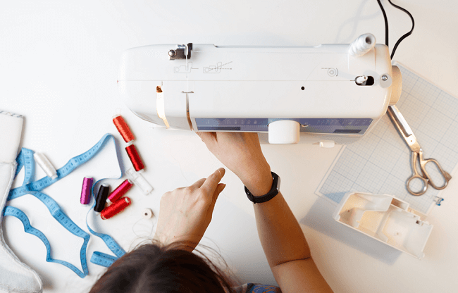 How Mechanical Sewing Machines Work - Blog